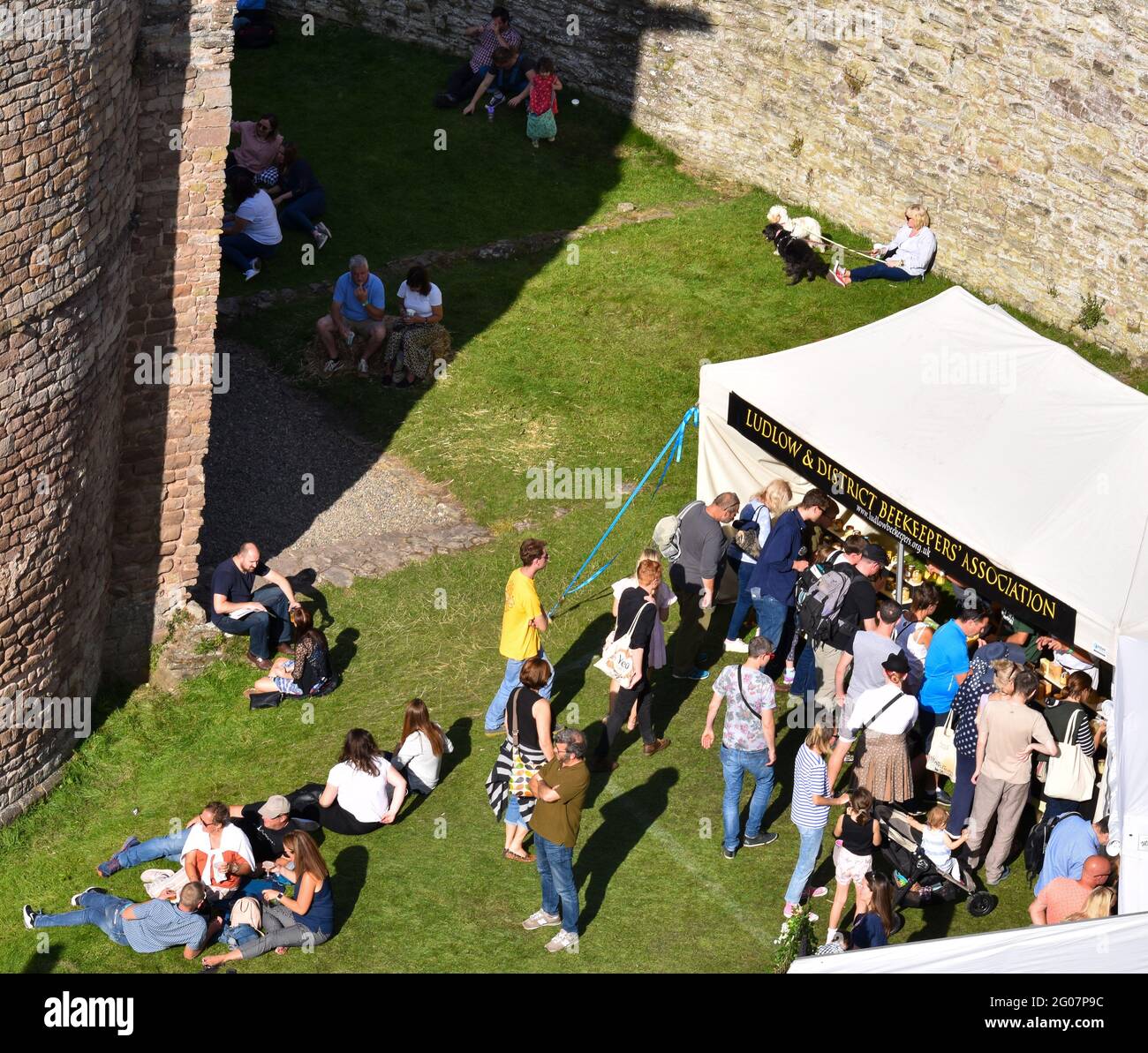 Ludlow food festival cider hi-res stock photography and images - Alamy