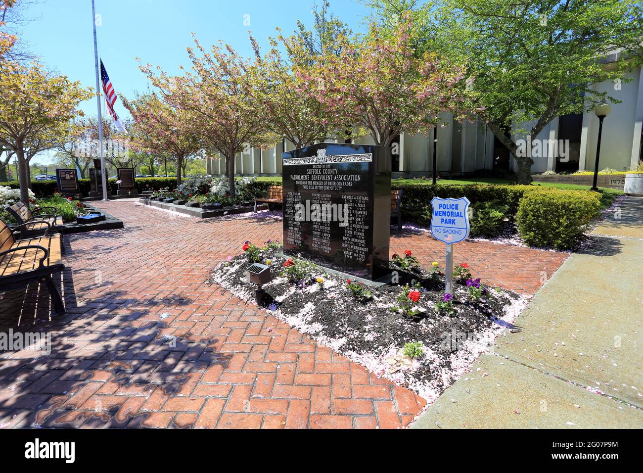 Suffolk county long island police hi-res stock photography and images ...