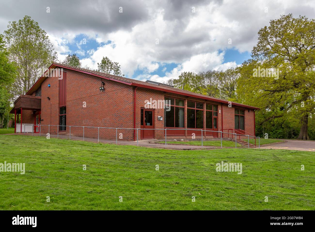 Oakenshaw Community Centre, Castleditch Lane, Redditch Stock Photo - Alamy