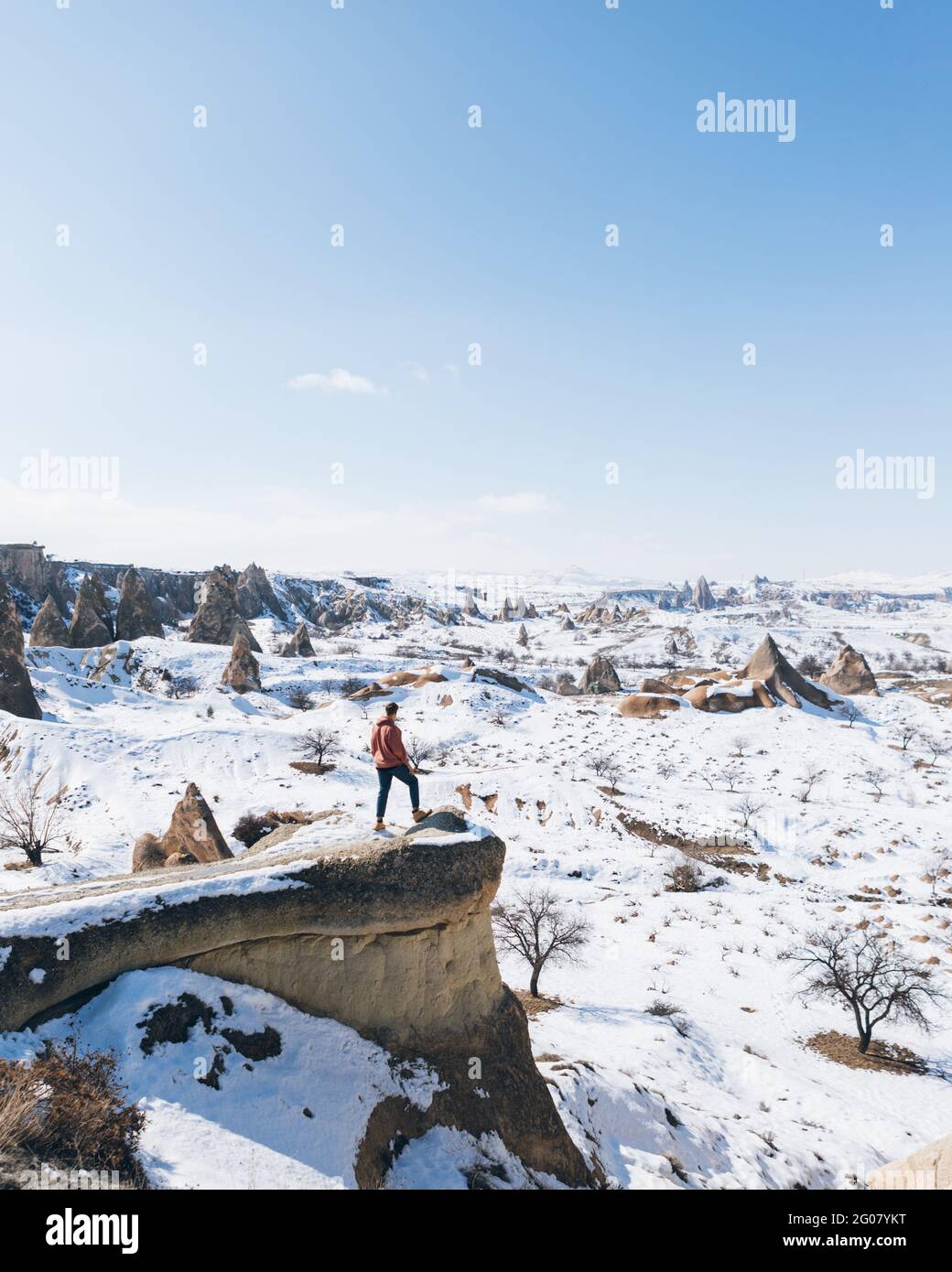 Man admire hi-res stock photography and images - Alamy