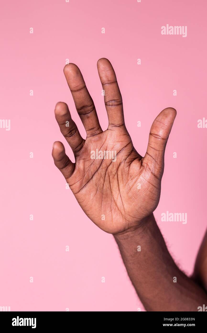 African american hand sign language hi-res stock photography and images ...