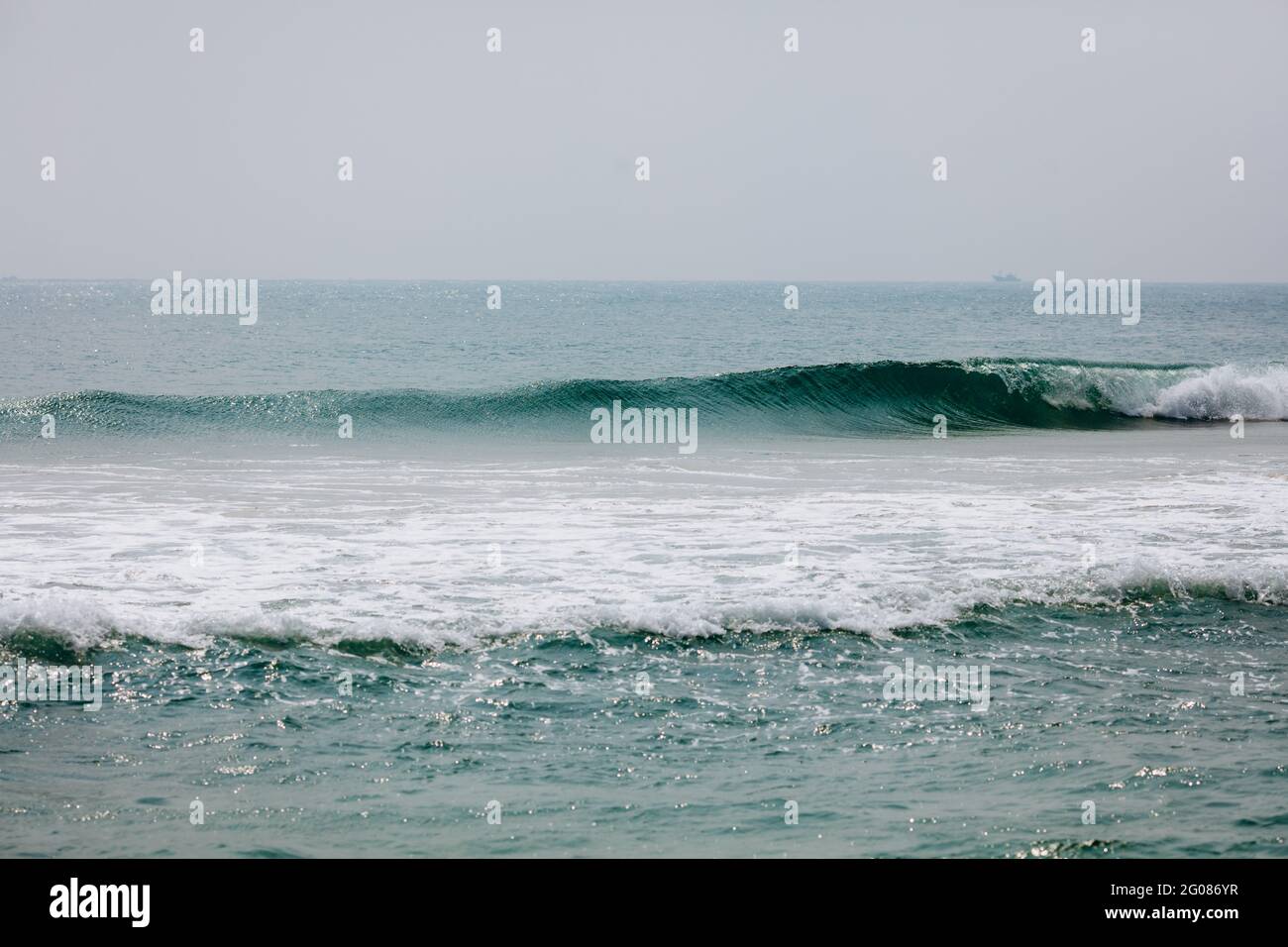 Beautiful view fresh sea water hi-res stock photography and images - Alamy
