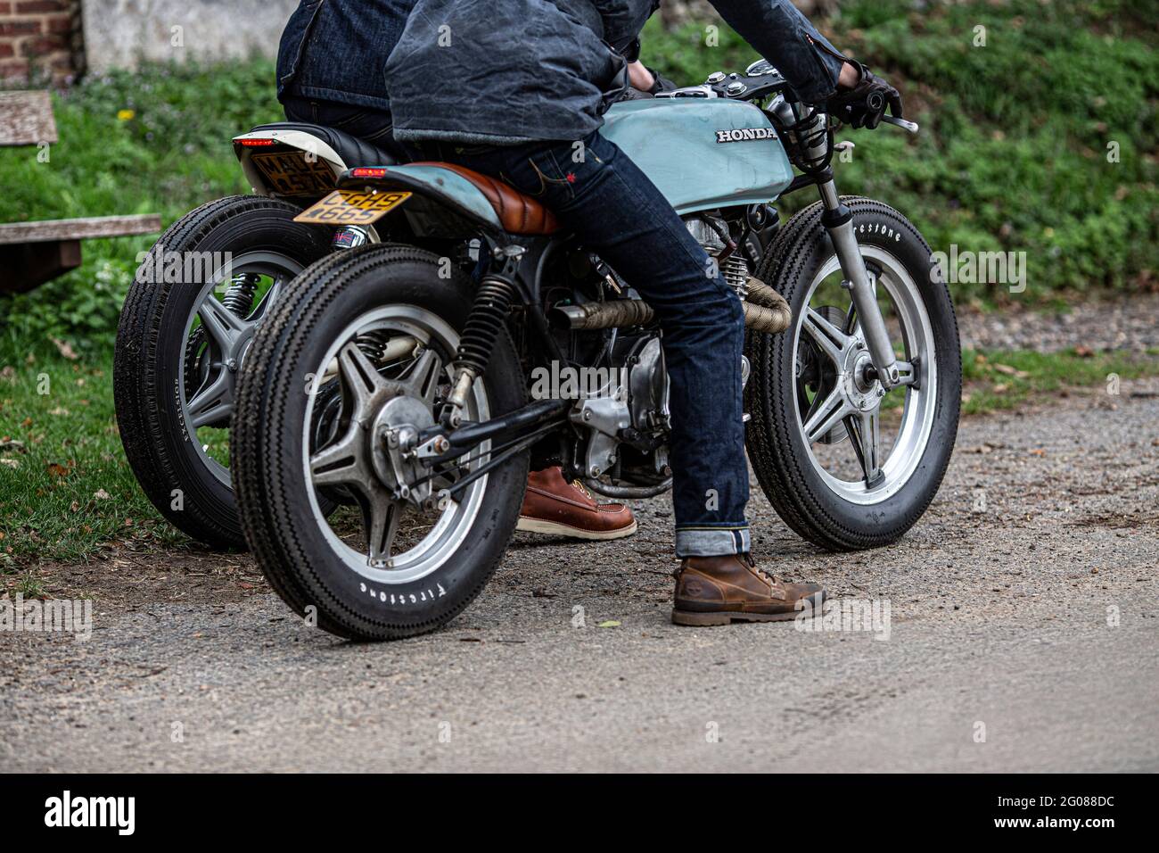 Moto break hi-res stock photography and images - Alamy
