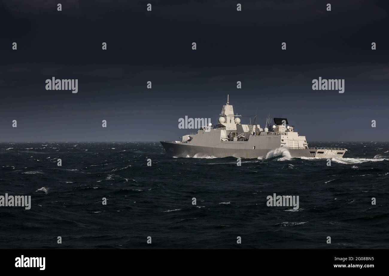 The Netherlands frigate HNLMS De Zeven Provincien Stock Photo - Alamy