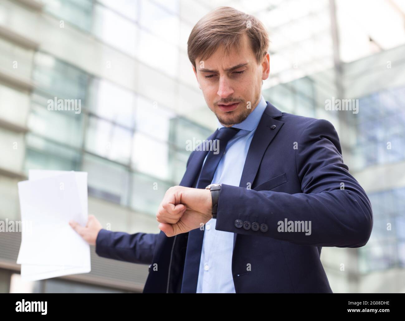 Hurrying person hi-res stock photography and images - Alamy