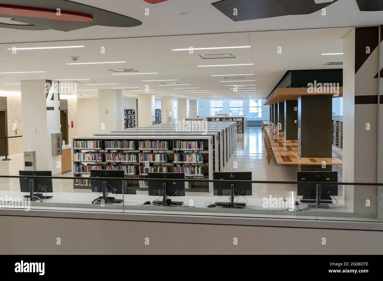 Interior view of newly redesigned Stavros Niarchos Foundation Library ...
