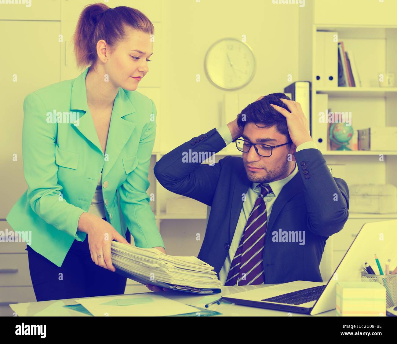 Shocked young man stack hi-res stock photography and images - Alamy
