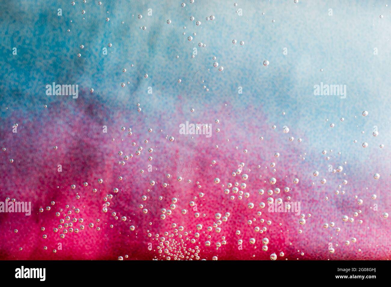 Air bubbles inside water base form patterns Stock Photo - Alamy