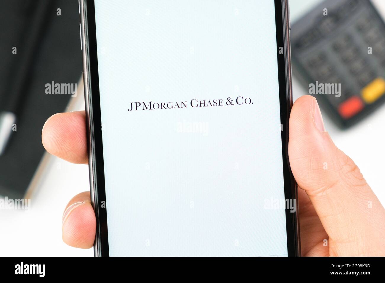 Logo Dell'app Chase Chase Mobile App Logo On A Smartphone Screen Stock