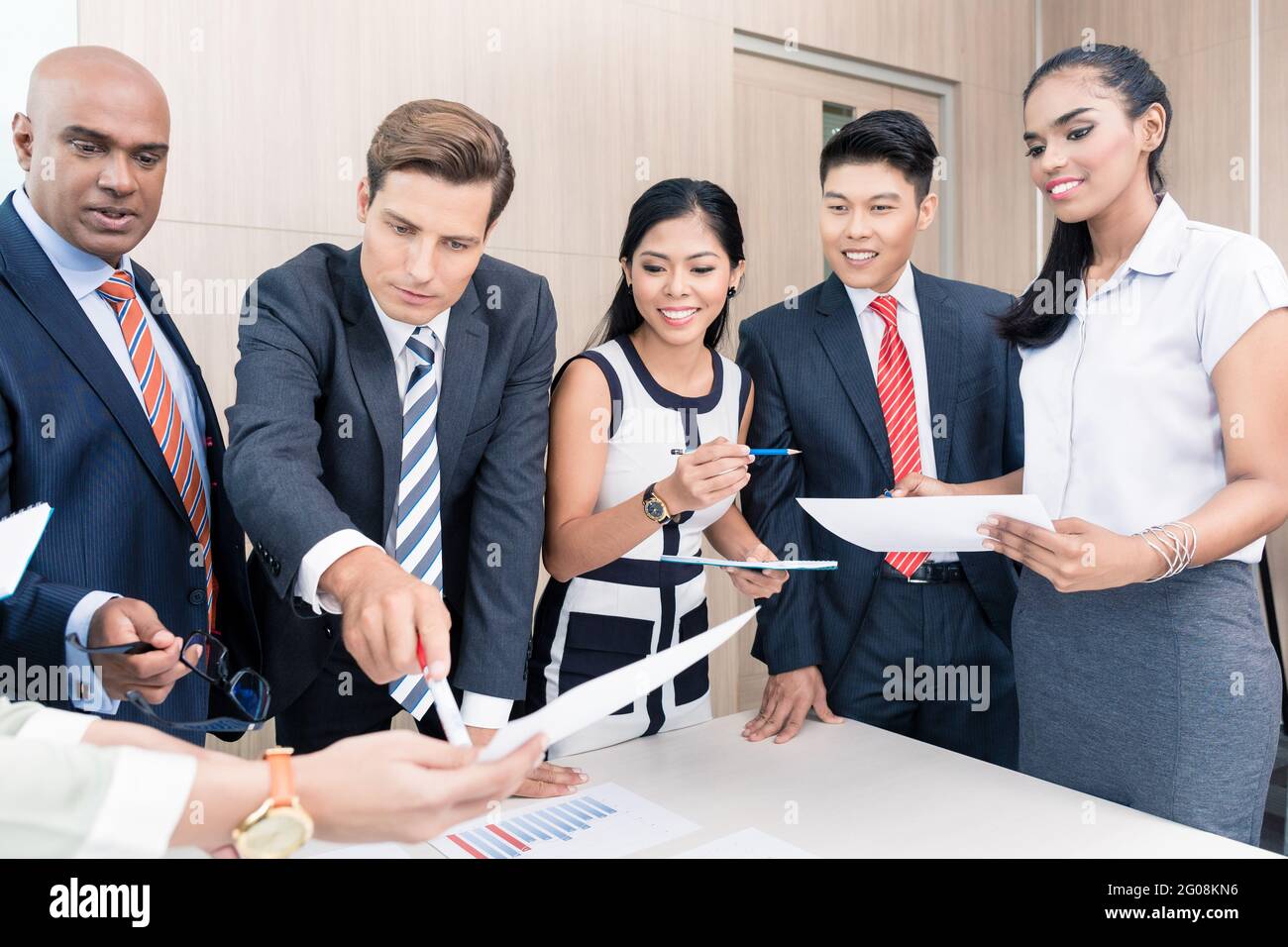 Indian corporate women hi-res stock photography and images - Alamy