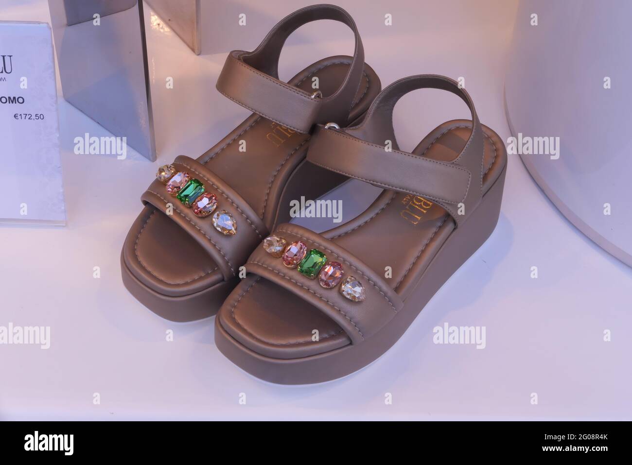 SHOES ON DISPLAY AT LORIBLU BOUTIQUE IN SPAGNA SQUARE Stock Photo - Alamy