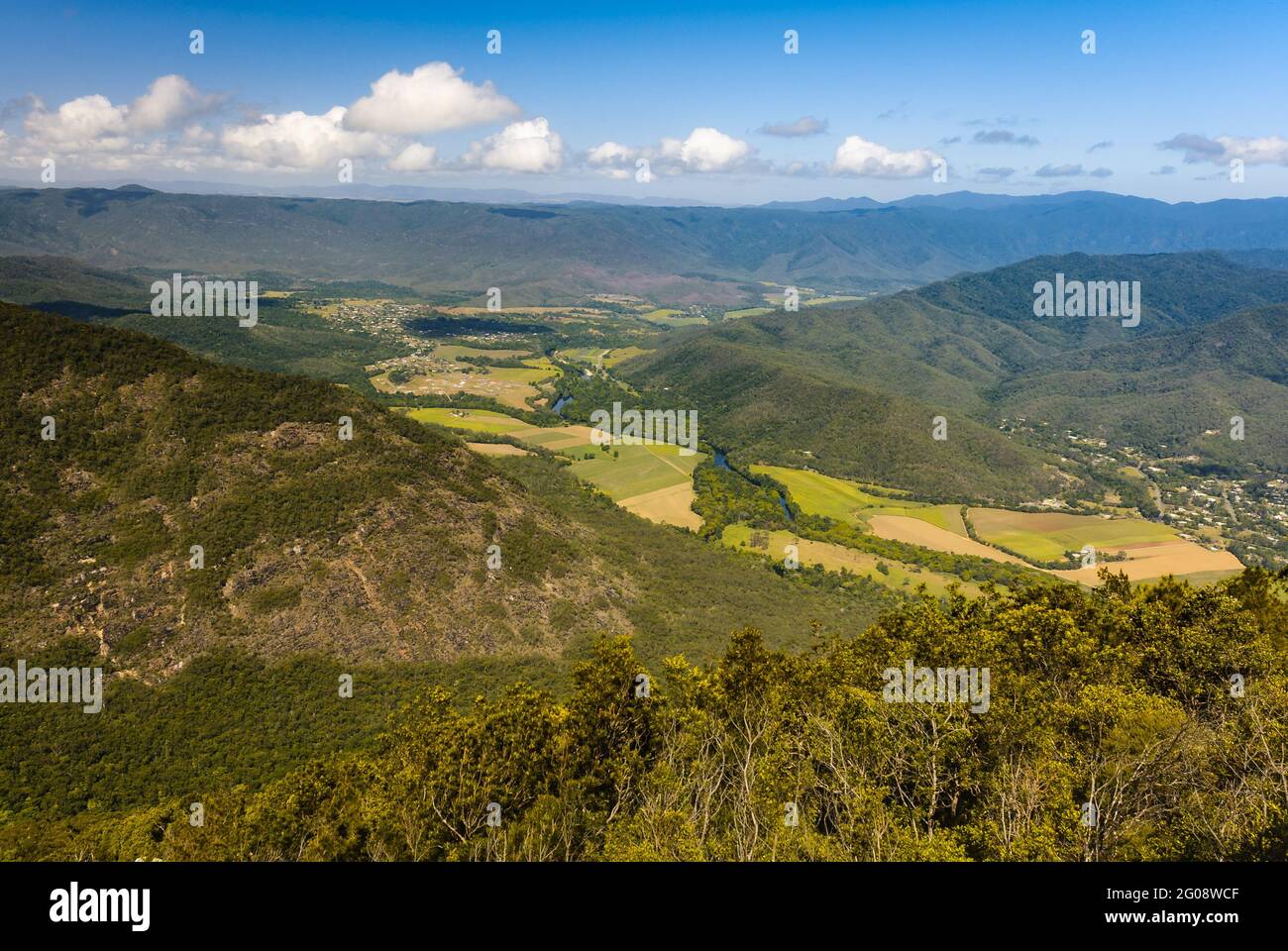 Atop the summit of the Pyramid in Gordonvale, Queensland in Australia ...