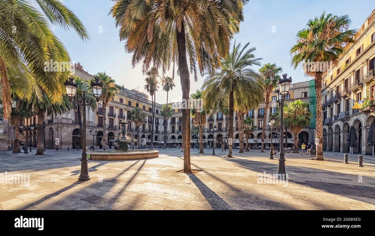 Placa reial square hi-res stock photography and images - Alamy