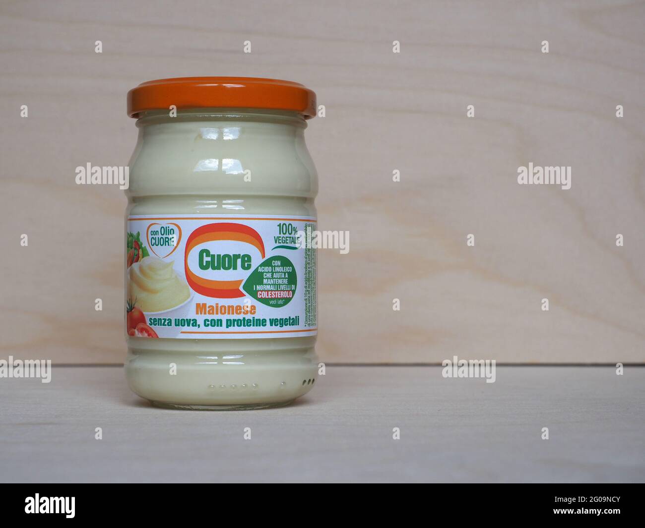 Olio cuore hi-res stock photography and images - Alamy
