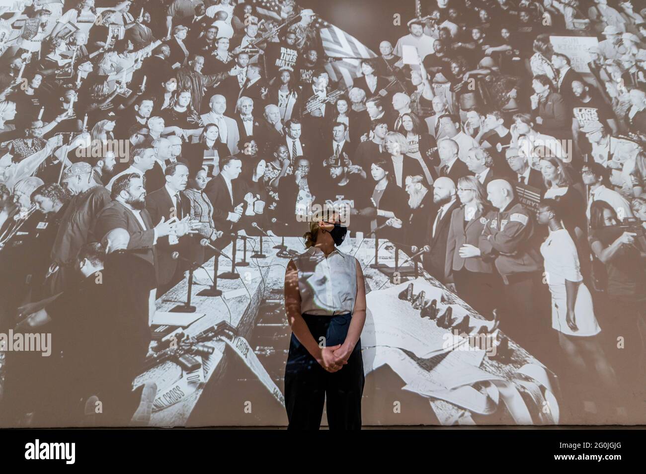 Gun chronicles hi-res stock photography and images - Alamy