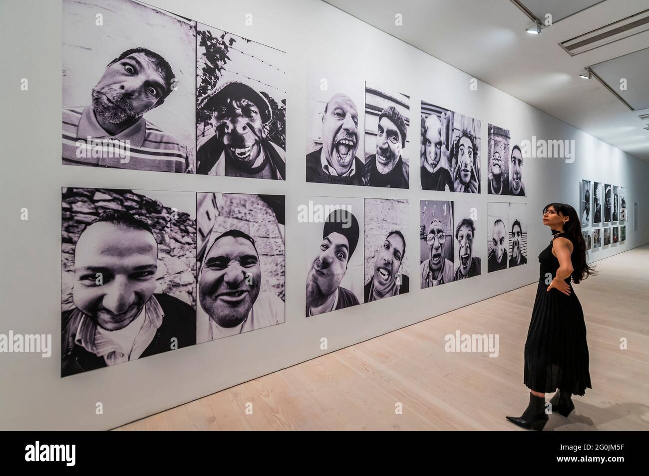 Jface hi-res stock photography and images - Alamy