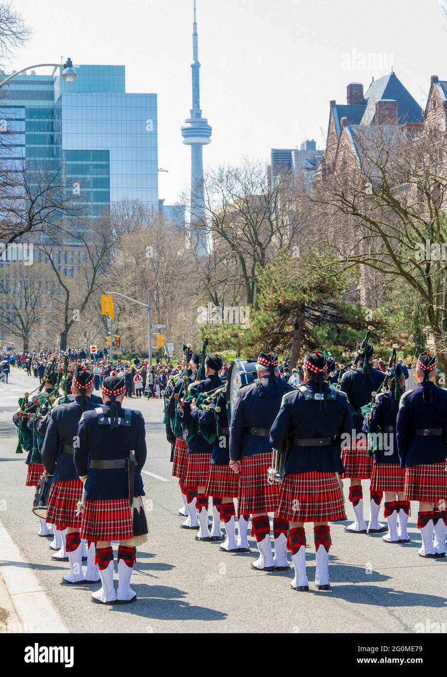 Military Parade while the City of Toronto and the Canadian Armed Forces ...