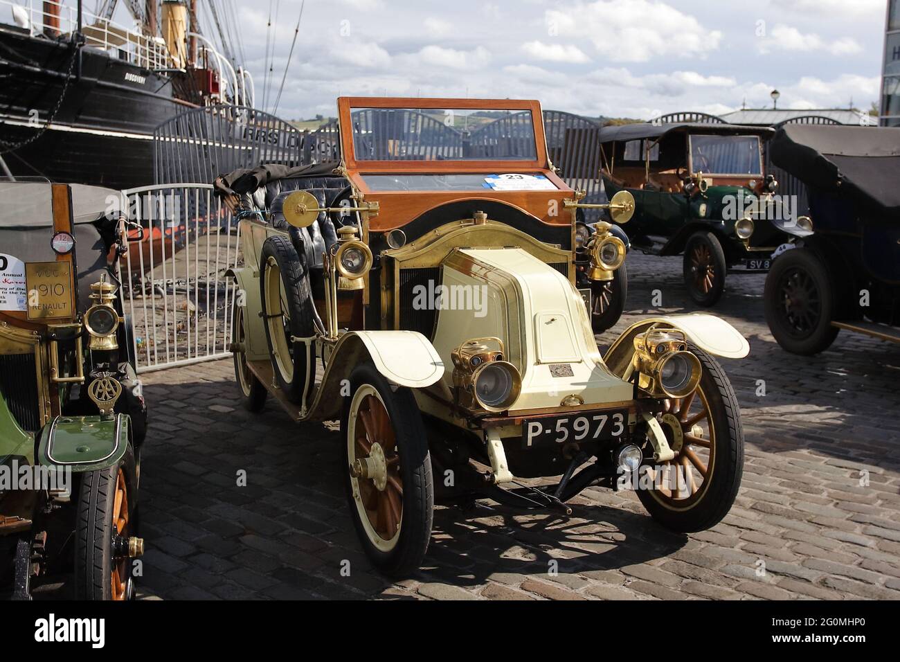 Renault 1910 hi-res stock photography and images - Alamy