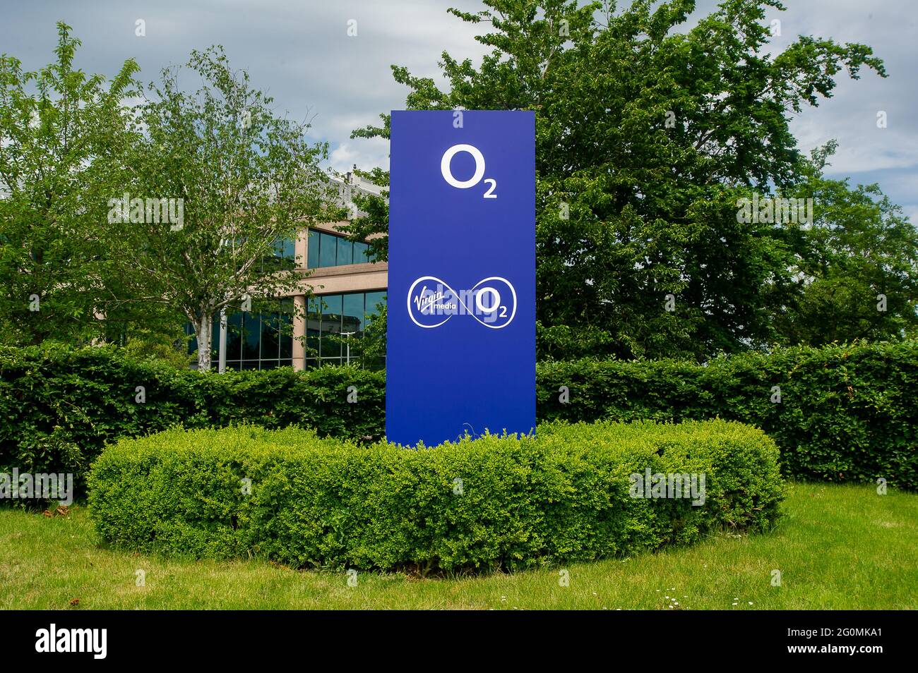 Merger and acquisition services hi-res stock photography and images - Alamy