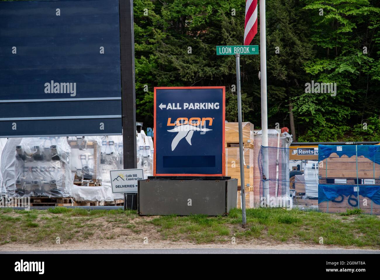 Loon Mountain Resort Street Signs Stock Photo - Alamy