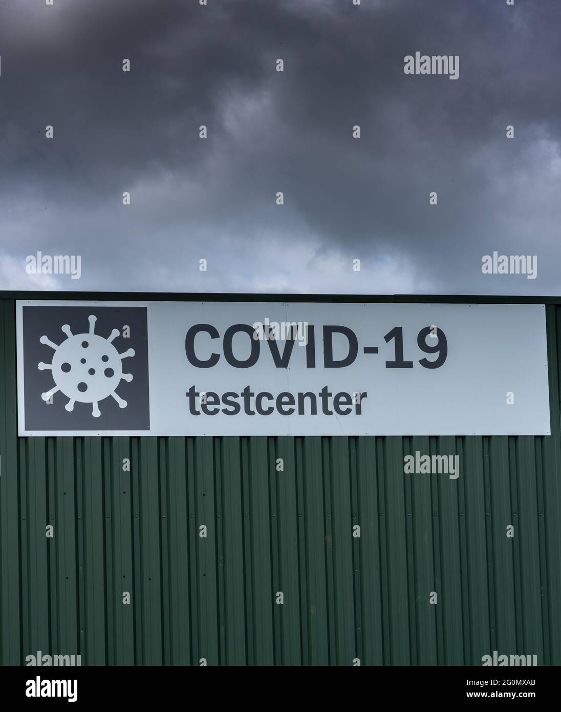 Pcr test center hi-res stock photography and images - Alamy