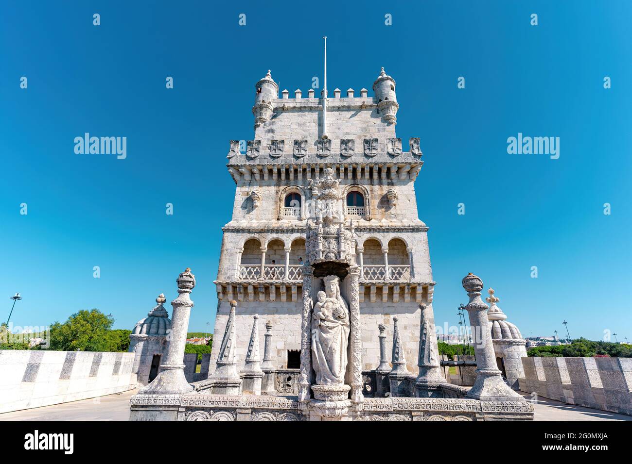 Torre de belem virgin hi-res stock photography and images - Alamy