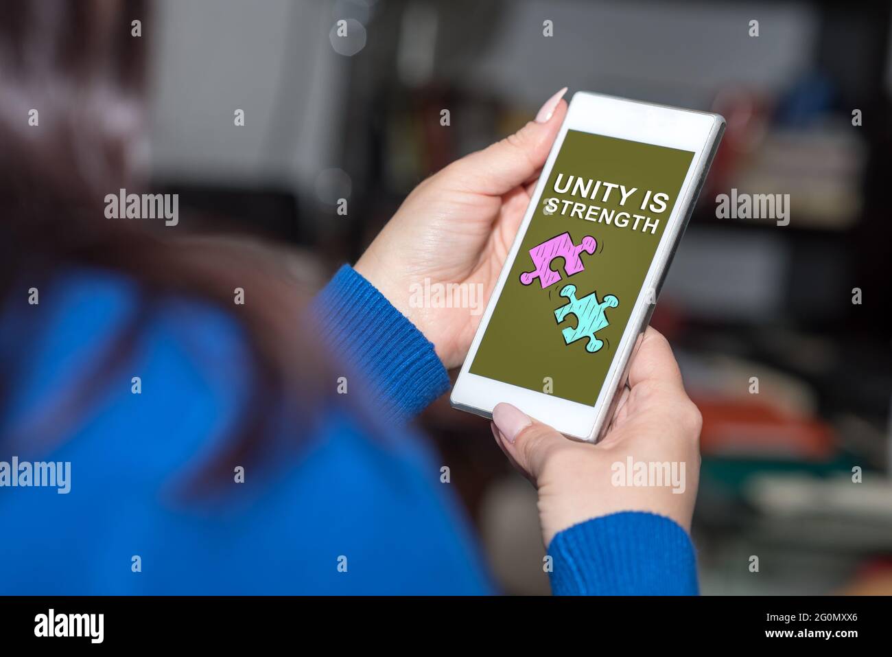 Smartphone screen displaying an unity concept Stock Photo - Alamy