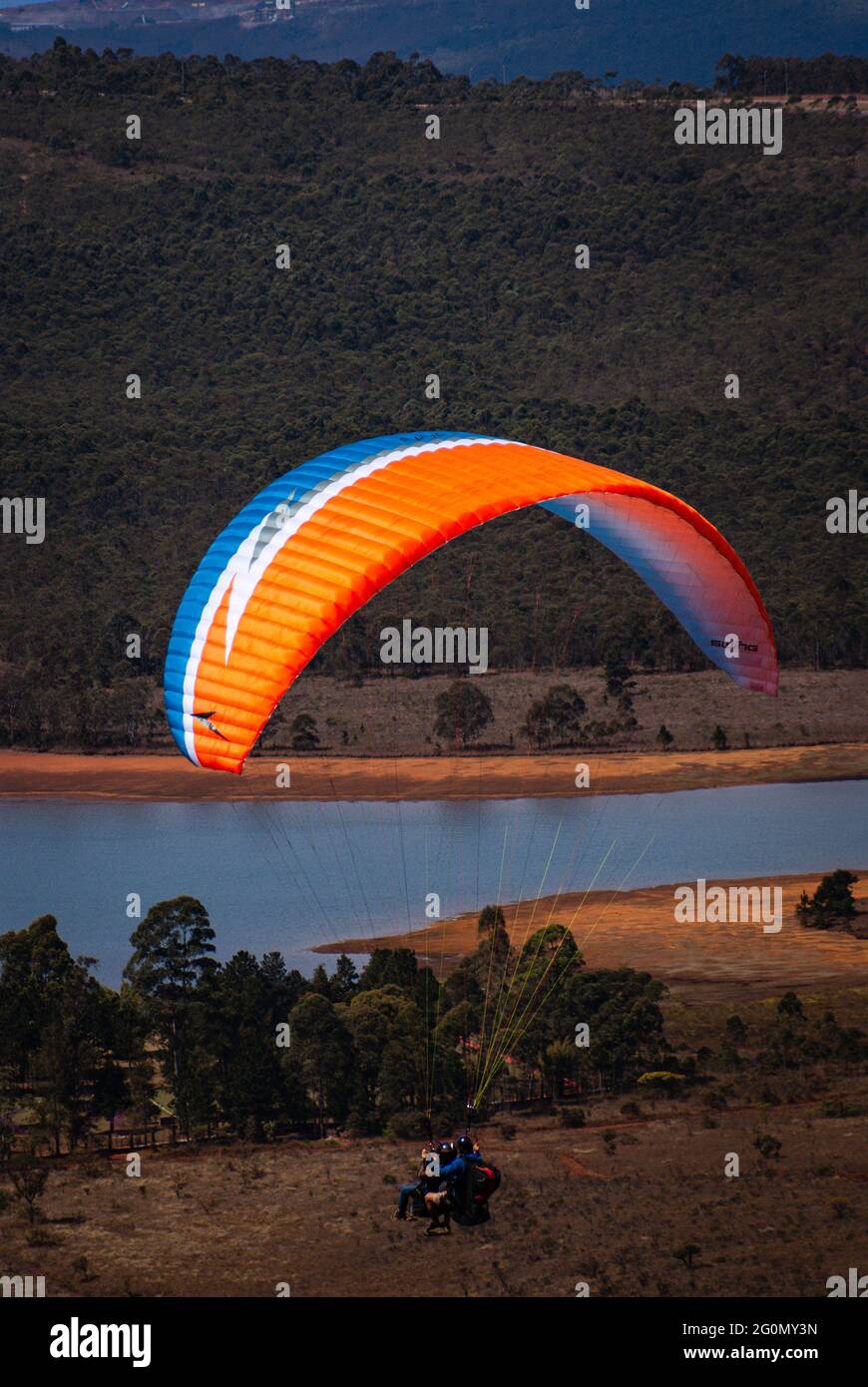 Parachute brazil hi-res stock photography and images - Alamy