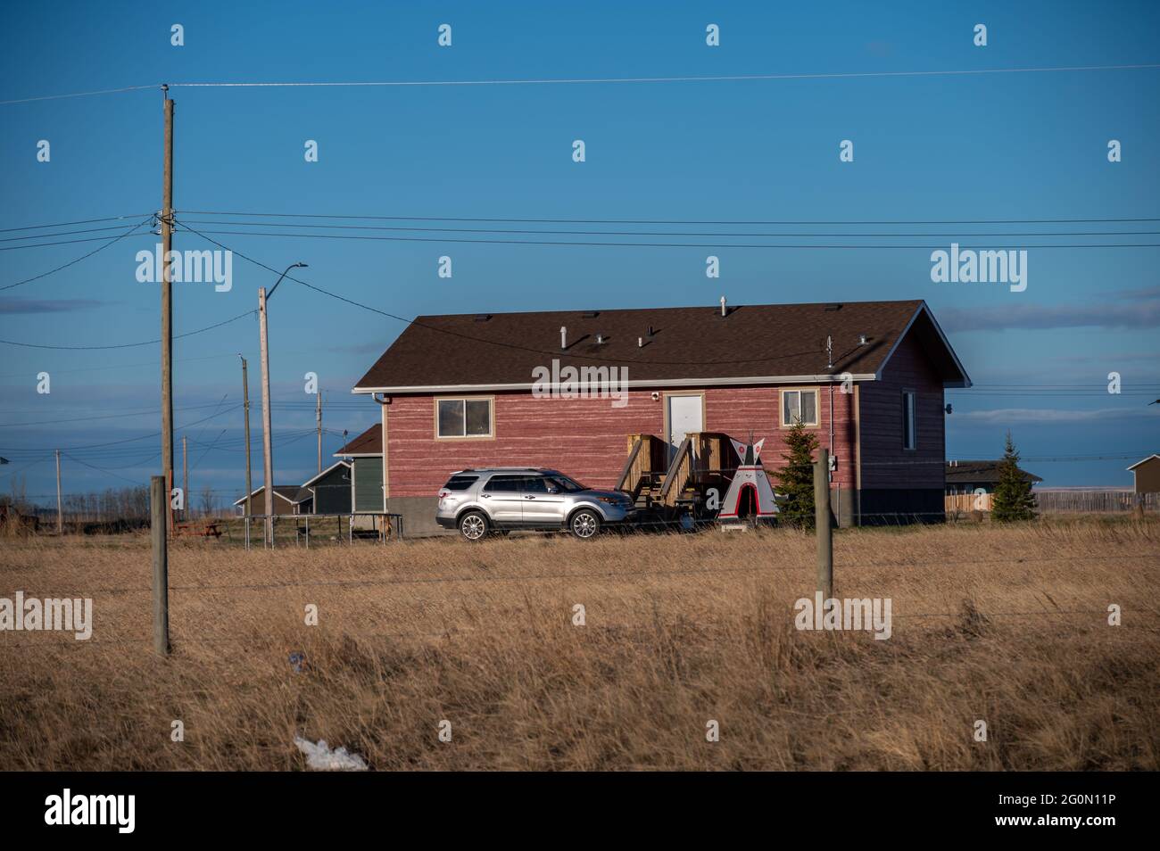 Aboriginal canadian dwelling hi-res stock photography and images - Alamy