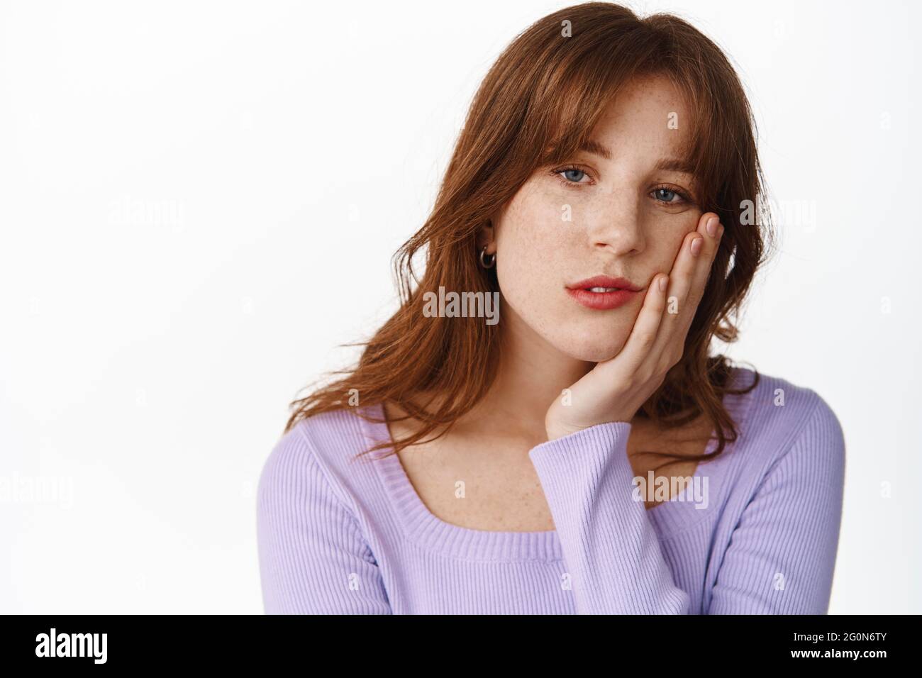 Unamused face hi-res stock photography and images - Alamy