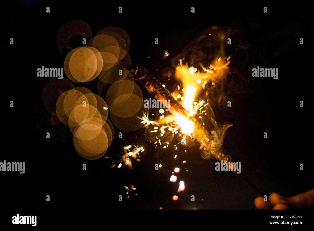 Sparkler effect hi-res stock photography and images - Alamy