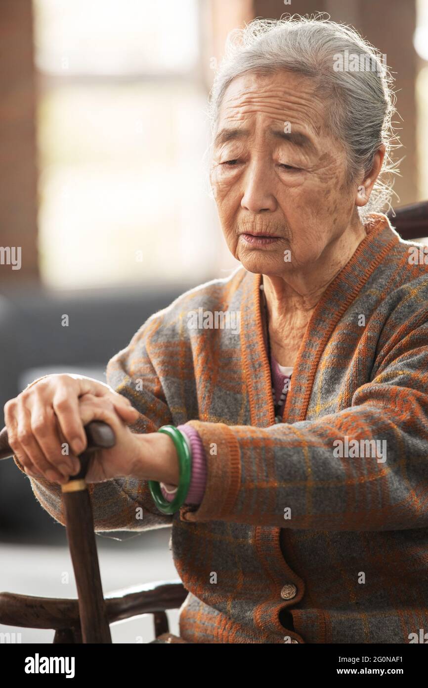 Lonely old people Stock Photo - Alamy