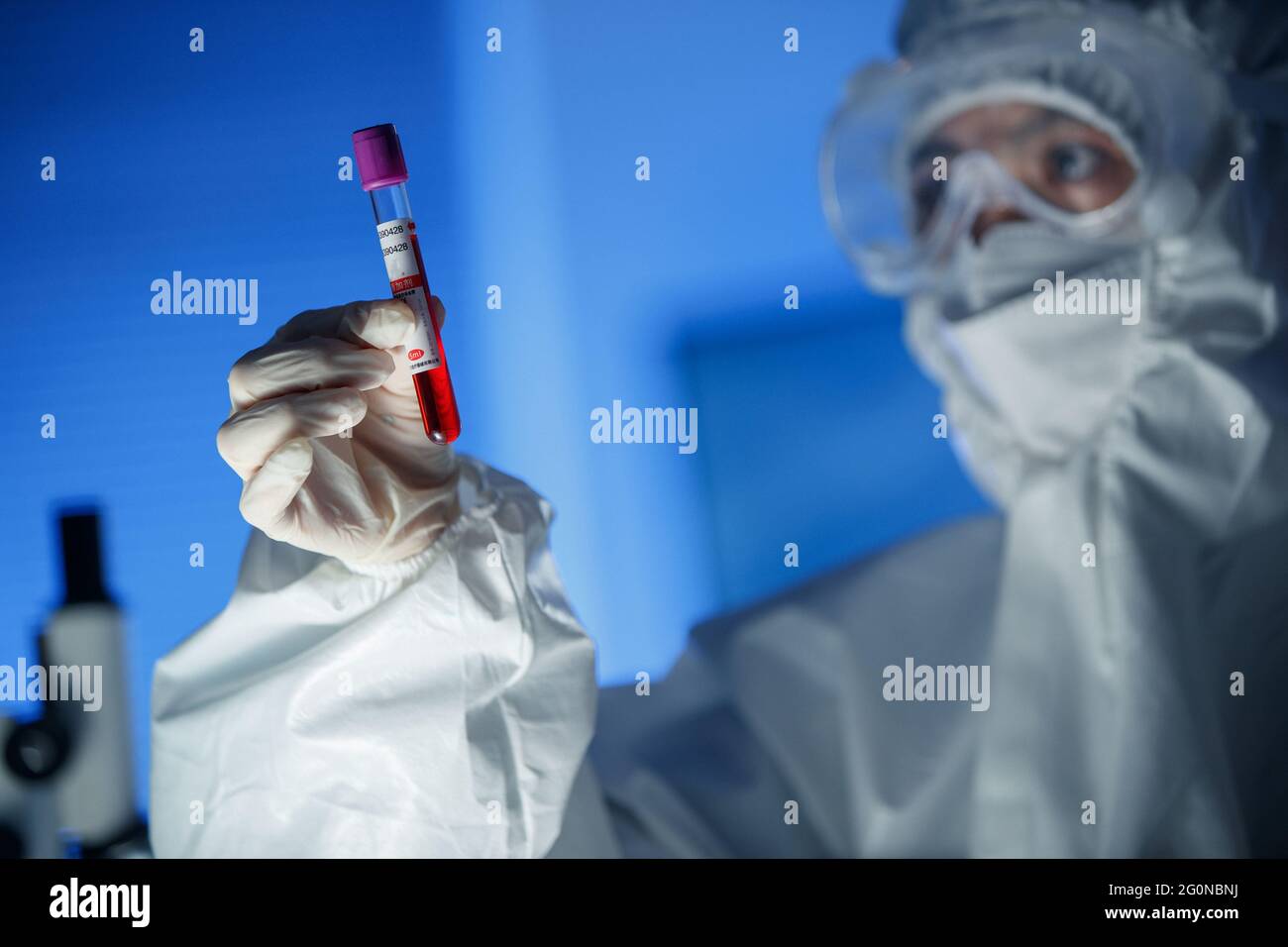 Medical workers do medical experiments Stock Photo - Alamy