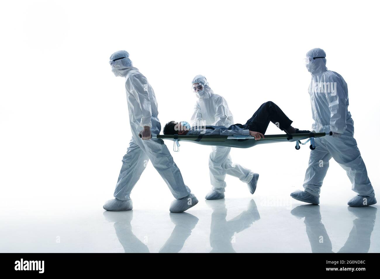 The doctor rescue patients Stock Photo - Alamy