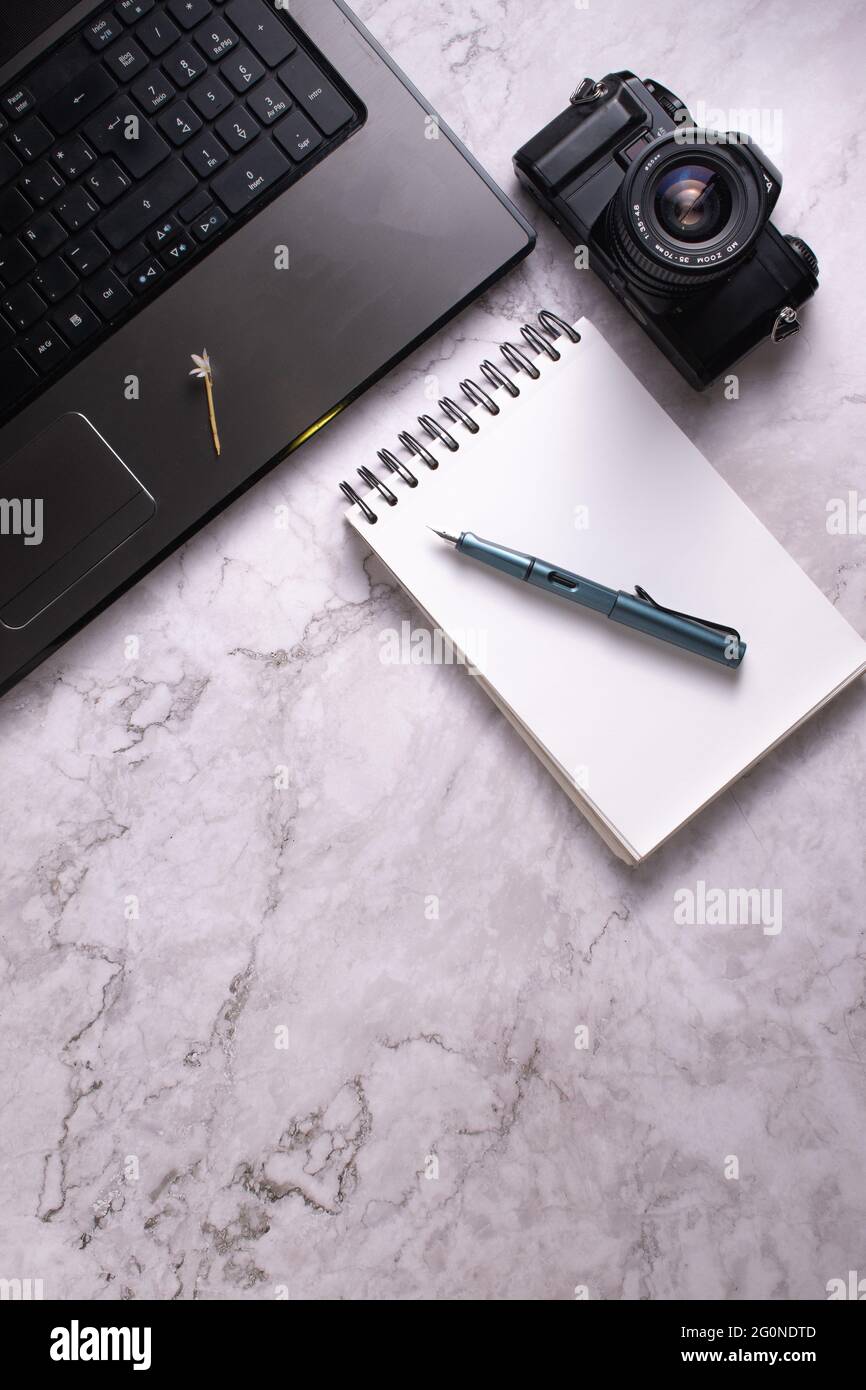 Computer camera hi-res stock photography and images - Alamy