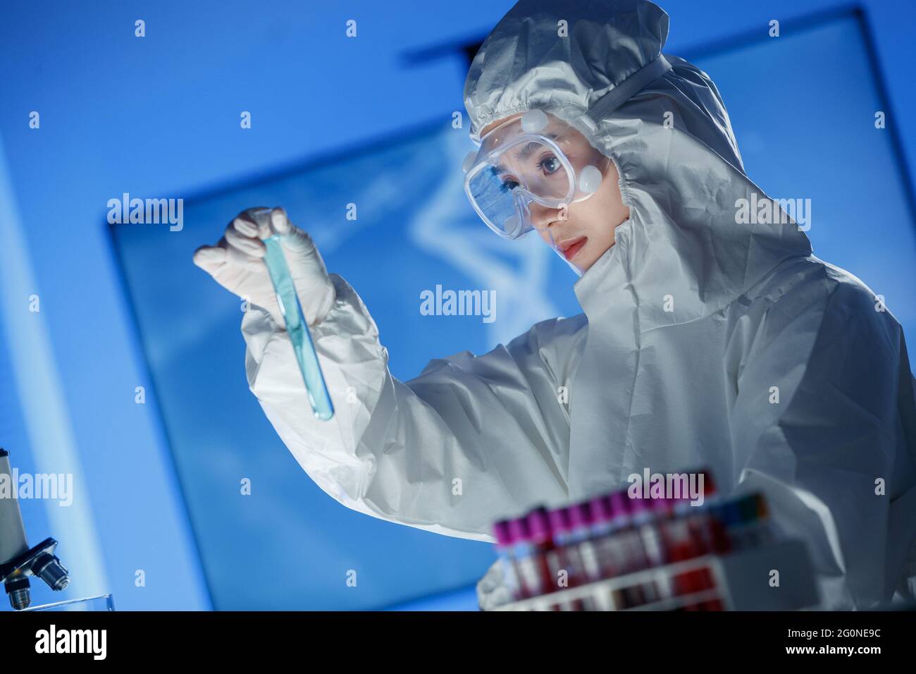 Medical workers do medical experiments Stock Photo - Alamy