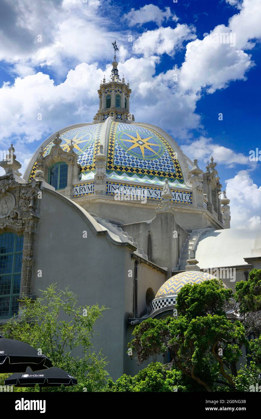 Spanish colonial structure hi-res stock photography and images - Alamy