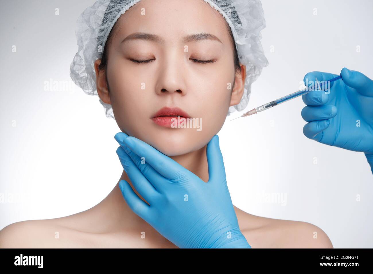 Facial injections hi-res stock photography and images - Alamy