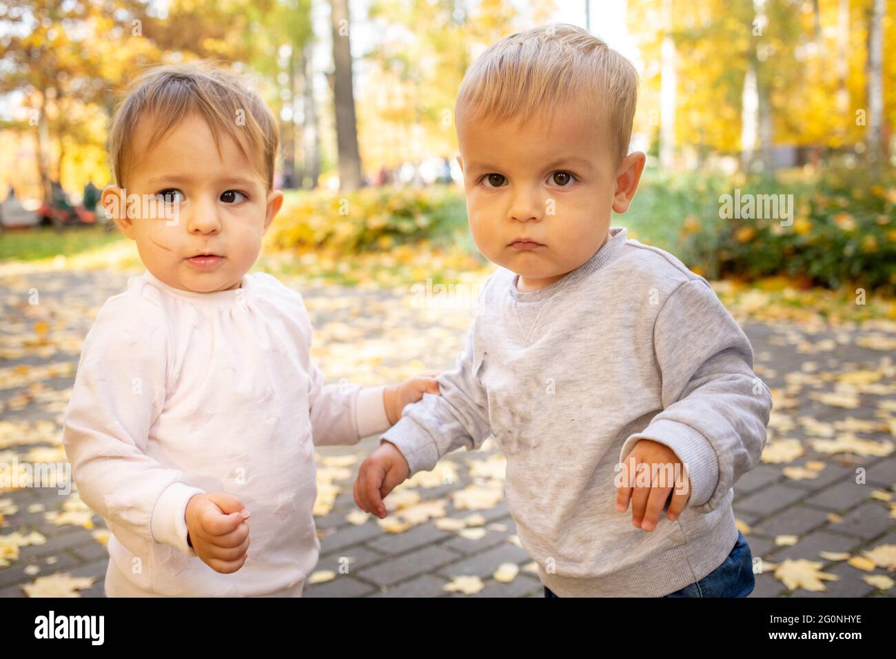 Portrait of two toddlers hi-res stock photography and images - Alamy
