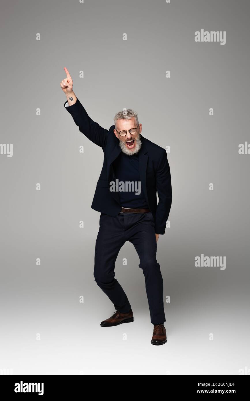 Middle finger black person hi-res stock photography and images - Alamy