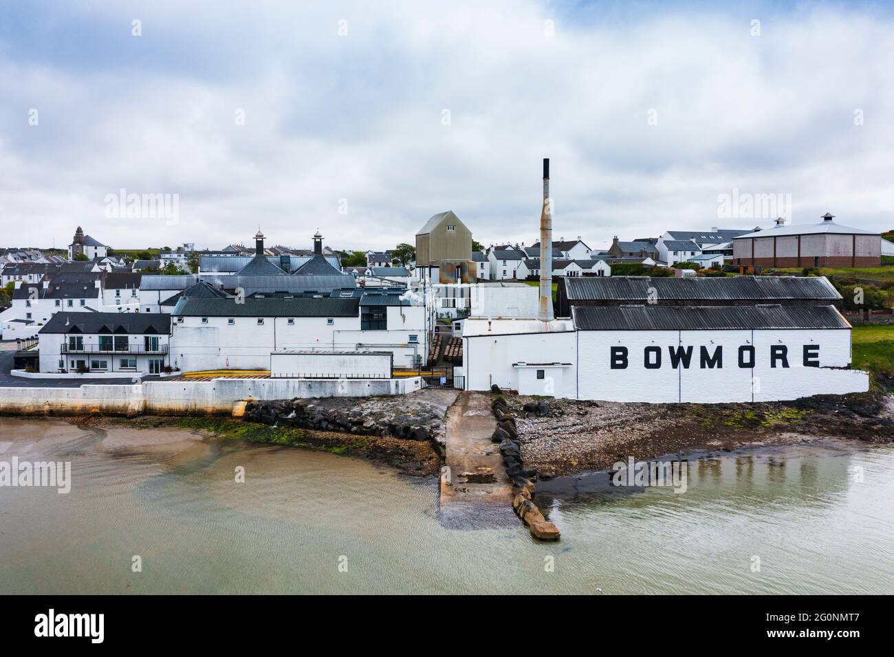 Aerial view bowmore hi-res stock photography and images - Alamy