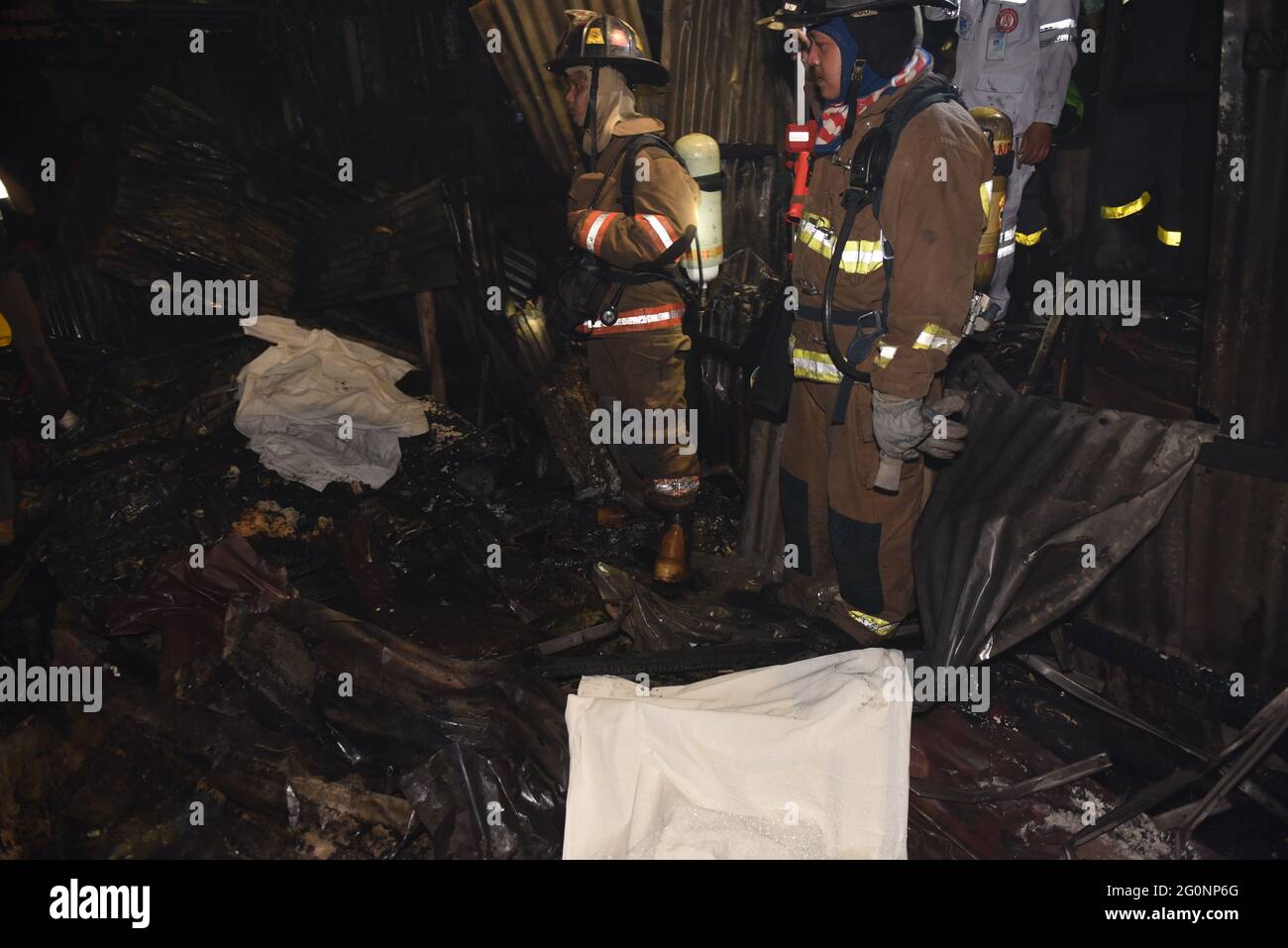 Bangkok, Thailand. 02nd June, 2021. Thailand - Rescuers use white cloth ...