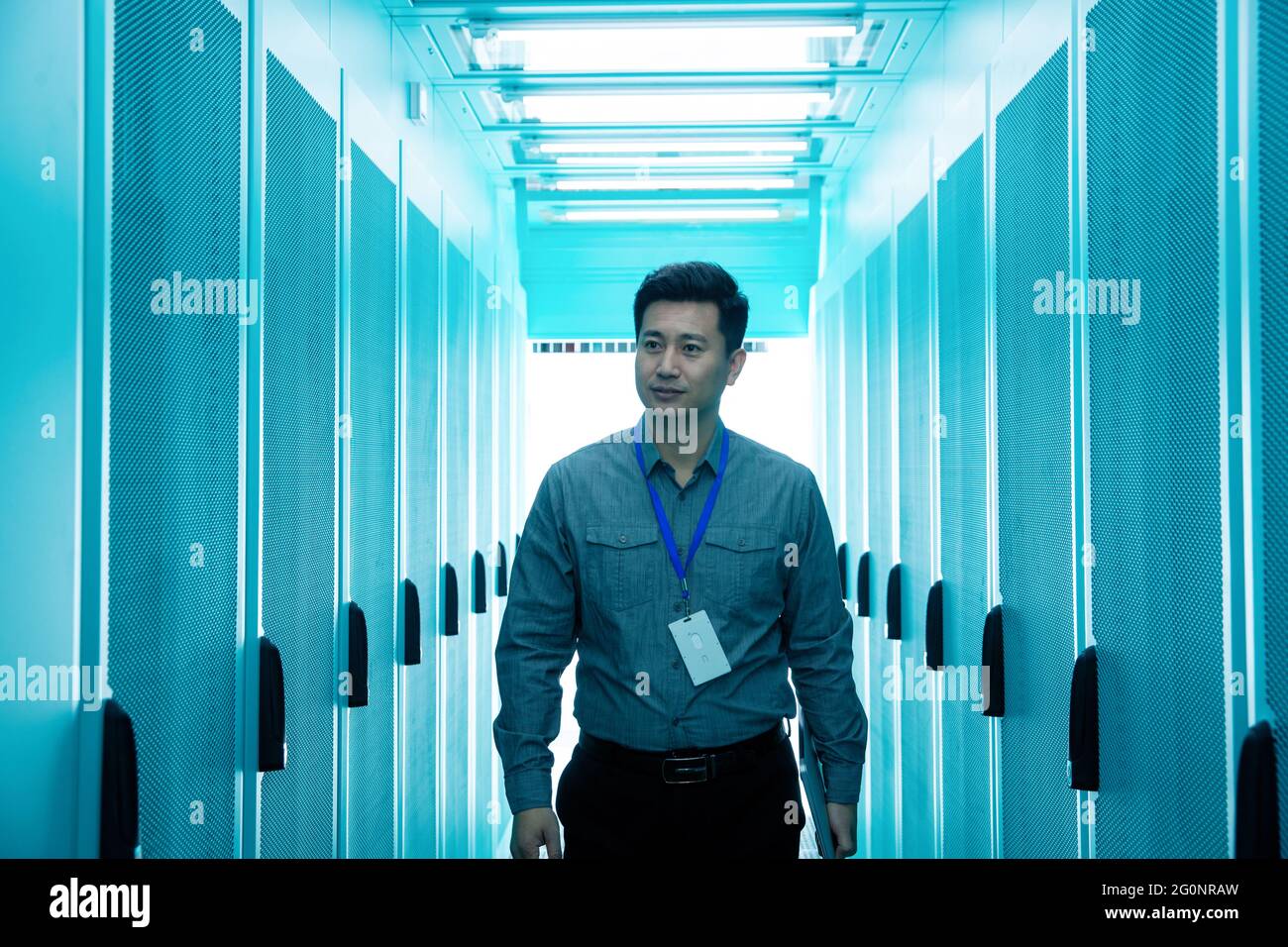 Technicians check the maintenance in the computer room Stock Photo - Alamy