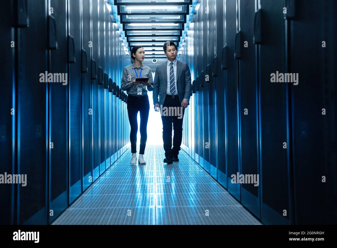 In the computer room technicians for leadership Stock Photo - Alamy
