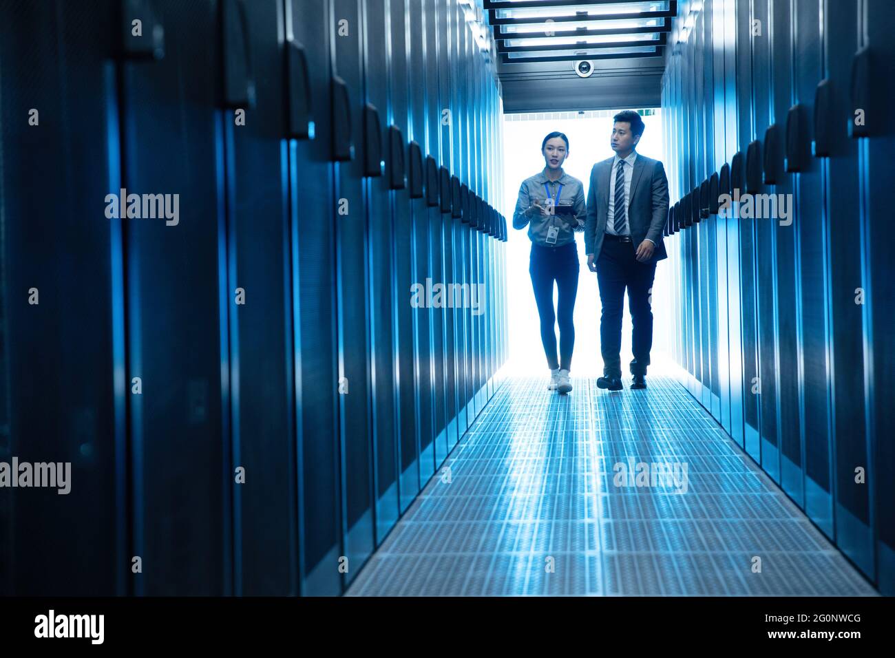 In the computer room technicians for leadership Stock Photo - Alamy