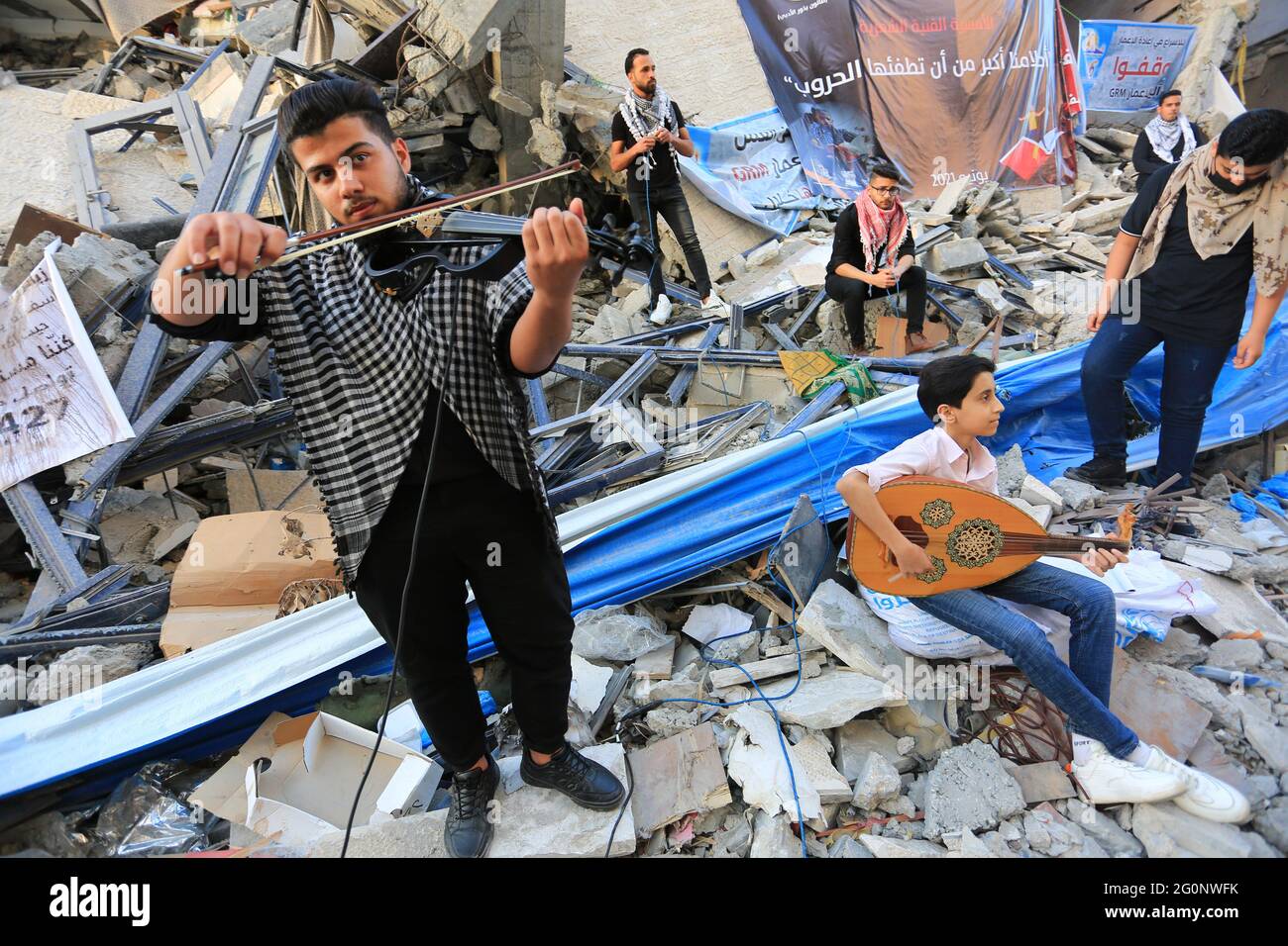 Gaza city, The Gaza Strip, Palestine. 2nd June, 2021. Palestinian music ...