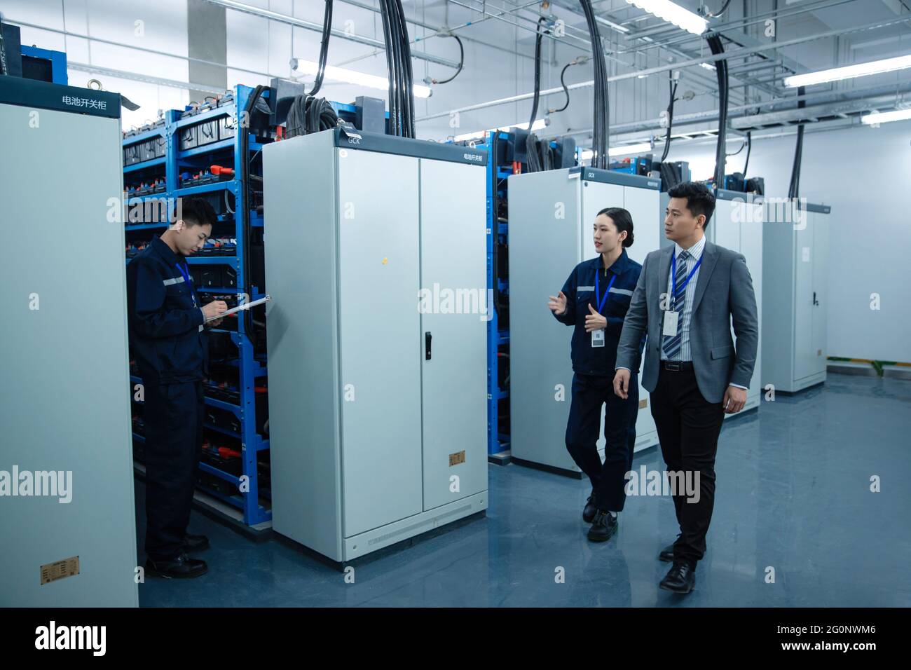 Factory inspection asia hi-res stock photography and images - Alamy