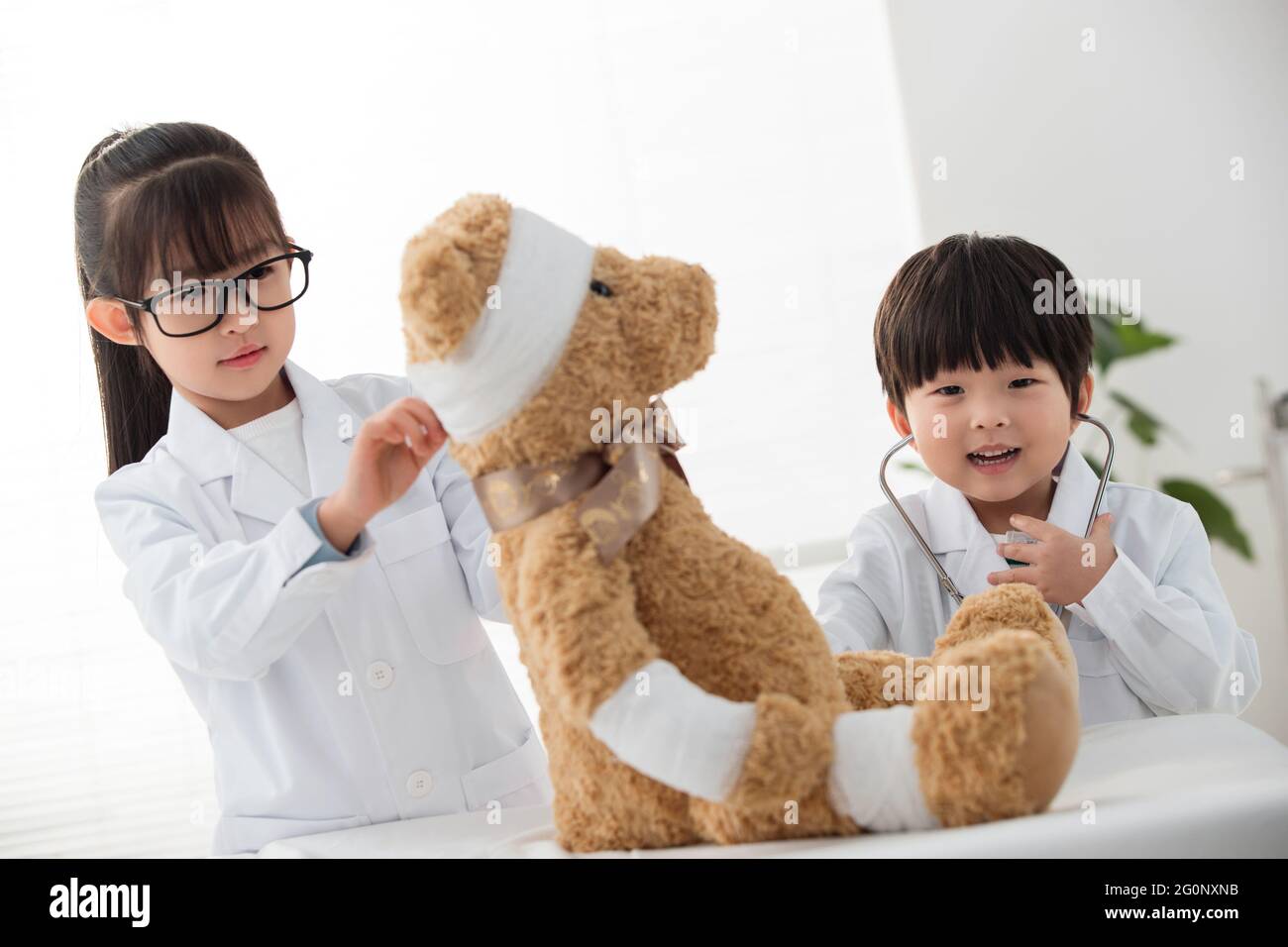 Child cosplay hi-res stock photography and images - Alamy