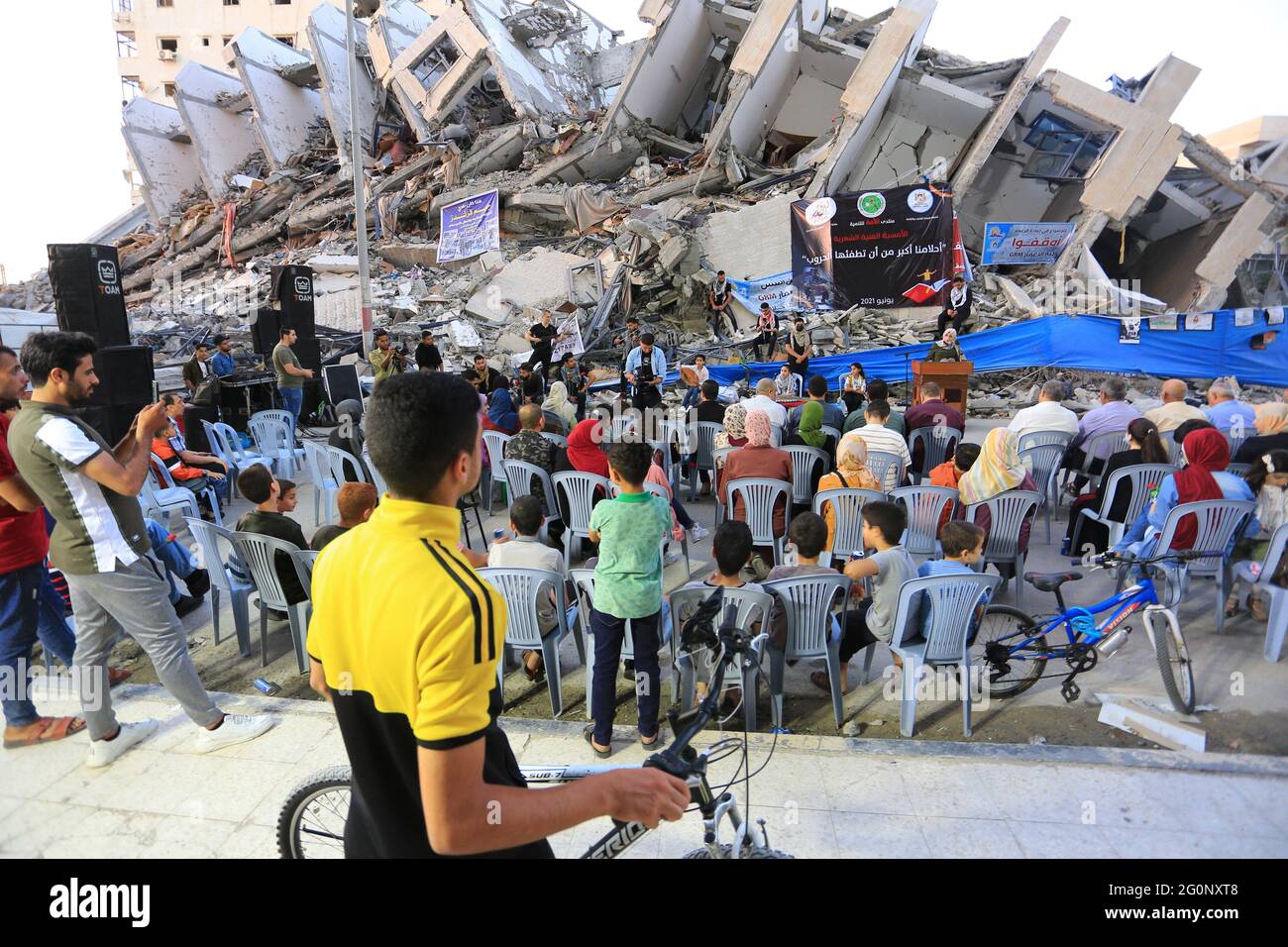 Gaza city, The Gaza Strip, Palestine. 2nd June, 2021. Palestinian music ...