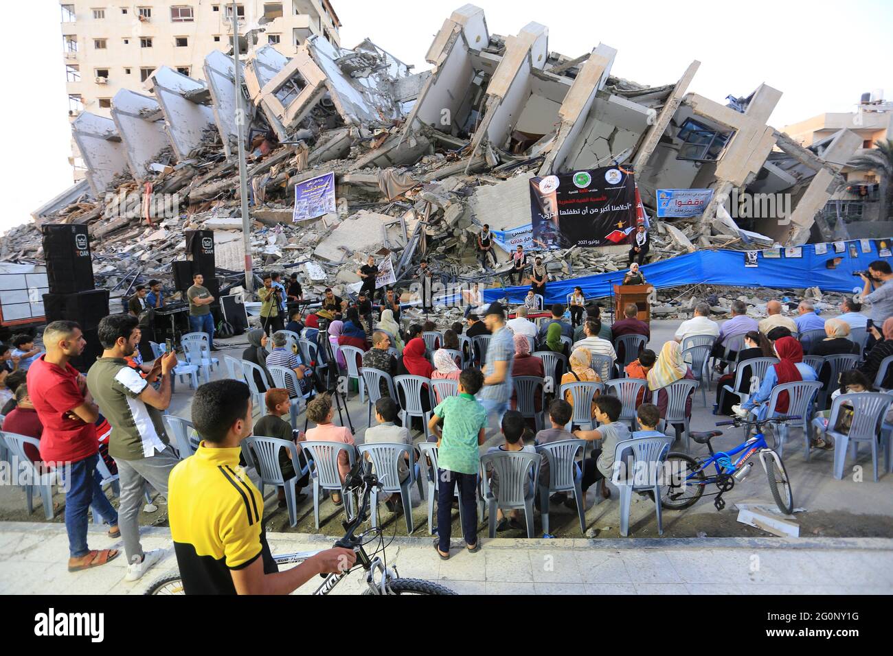 Gaza city, The Gaza Strip, Palestine. 2nd June, 2021. Palestinian music ...